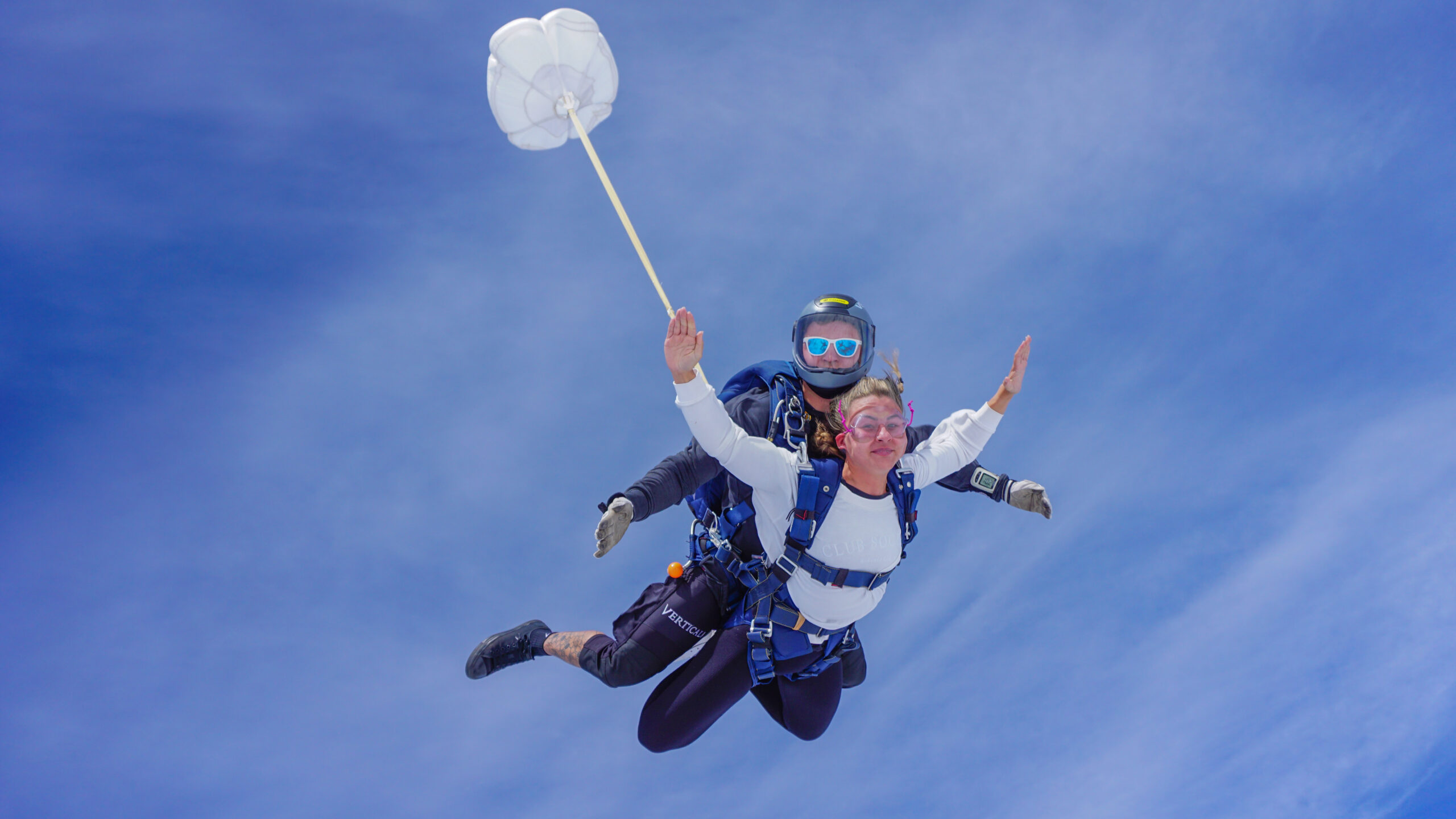 SkyDive Netheravon | Contact